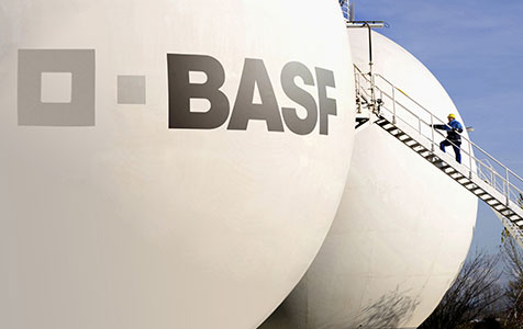 Chemical spill in Mid West contained