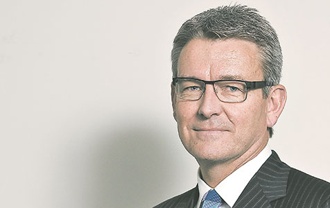 WA’s richest poach professional managers