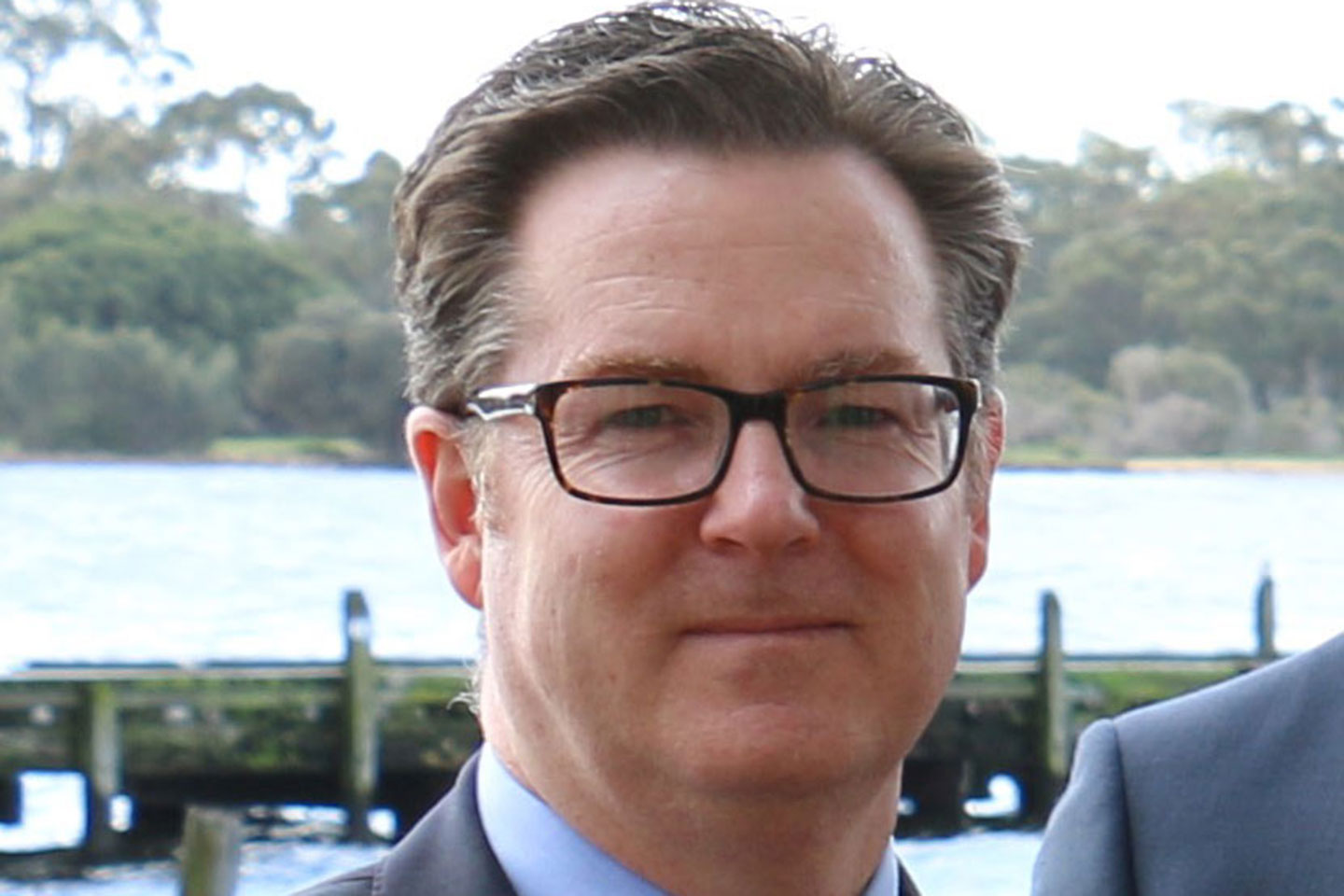 Foster moves into Premier & Cabinet