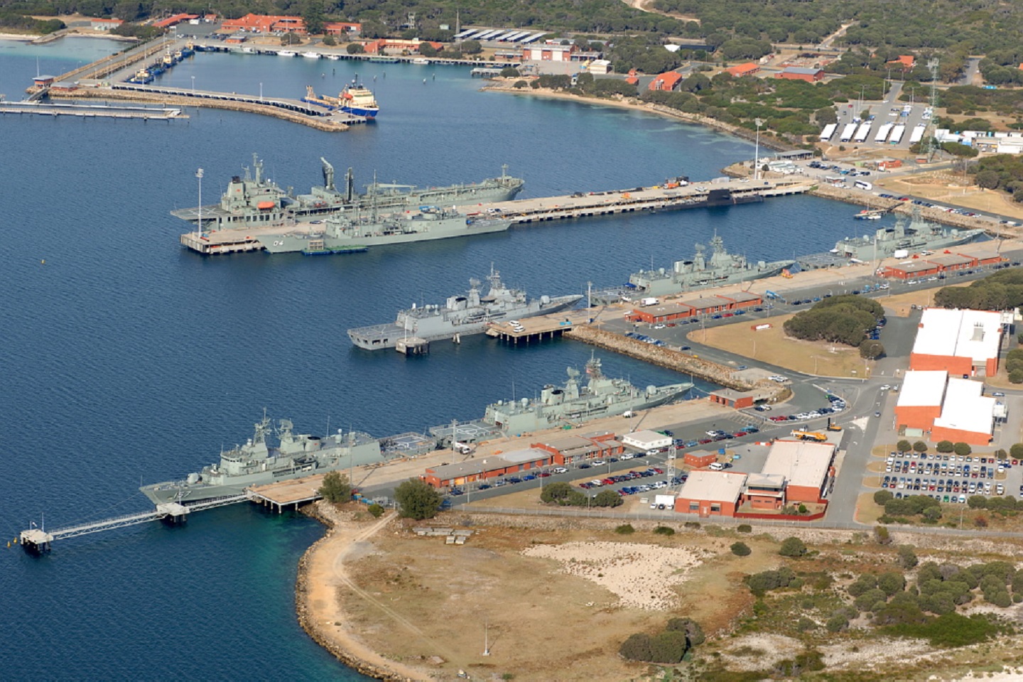 Phoenix wins $388m Navy contract