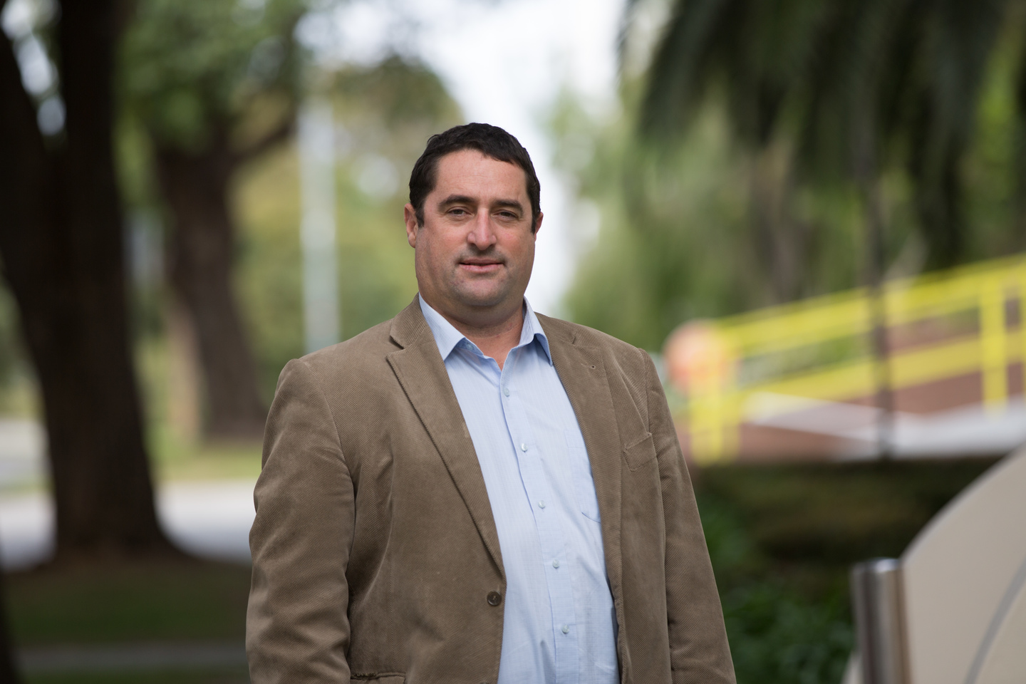 Dixon leaves embattled miner