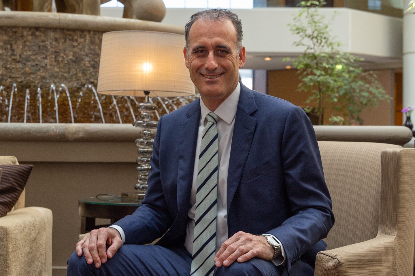 Wesfarmers profit hits record, but mixed retail results