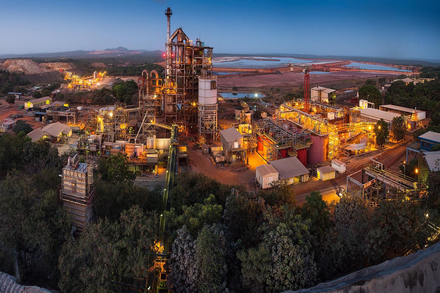 Resolute rises on repair assurances