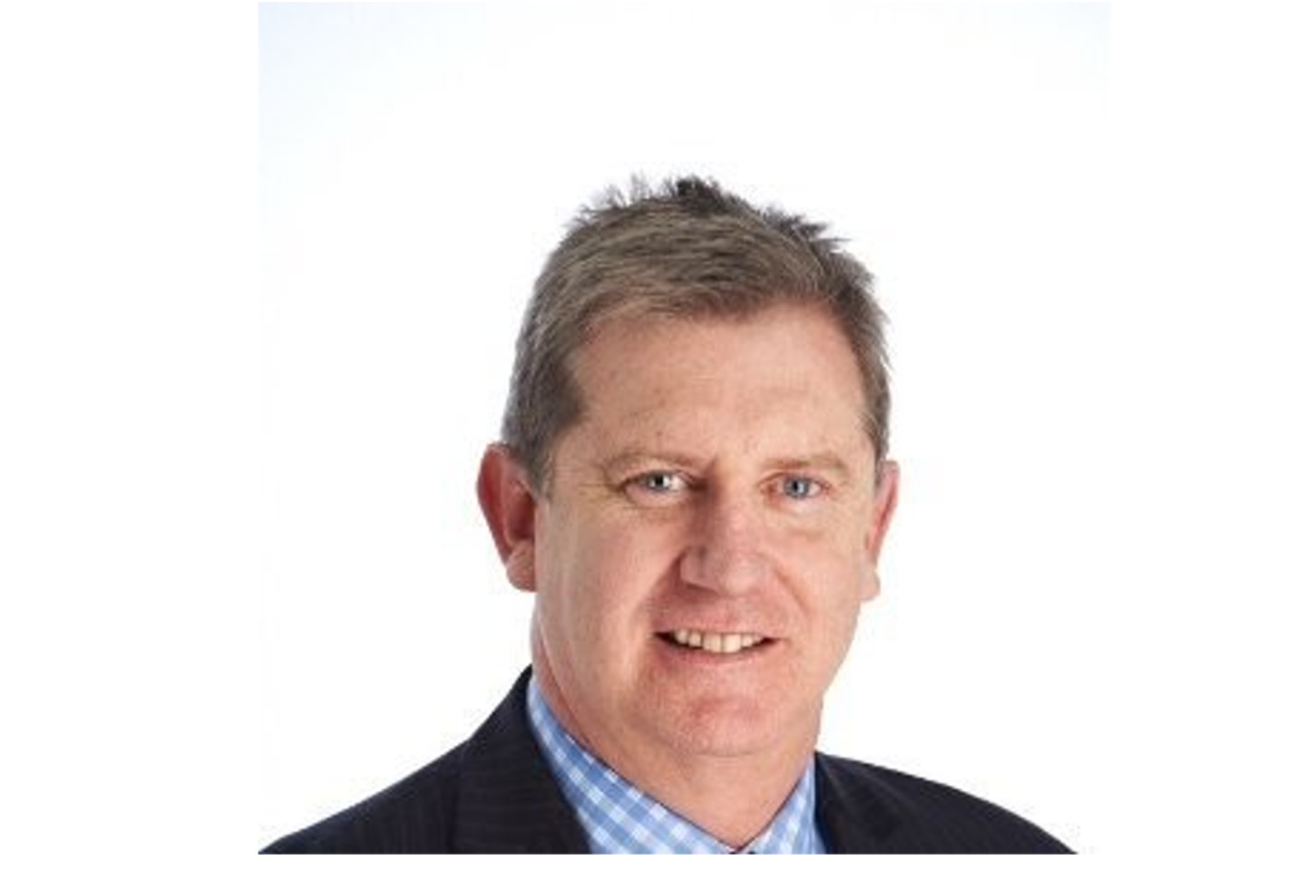 Former WA bureaucrat facing 530 charges