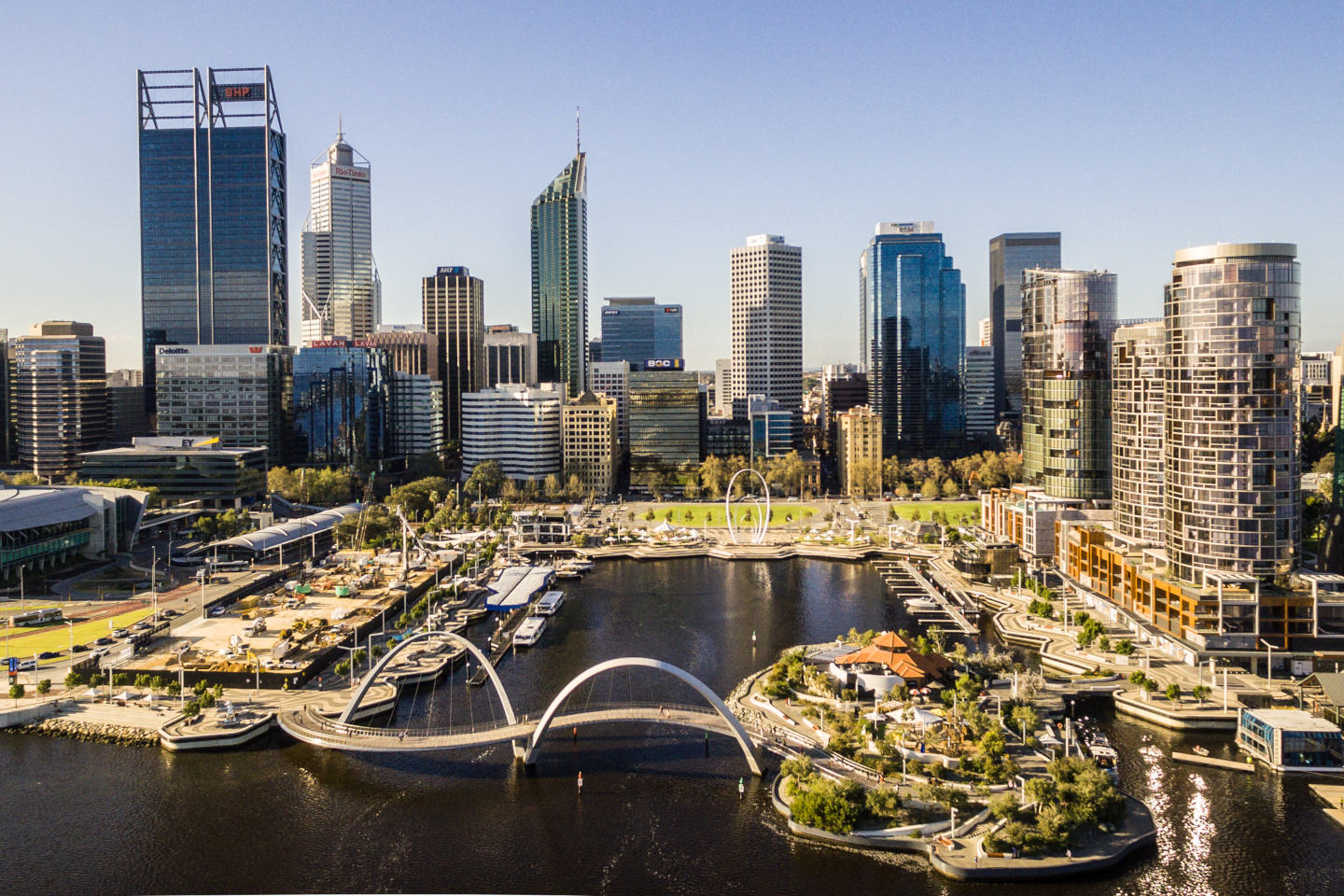 Office market gaining steam as recovery takes hold