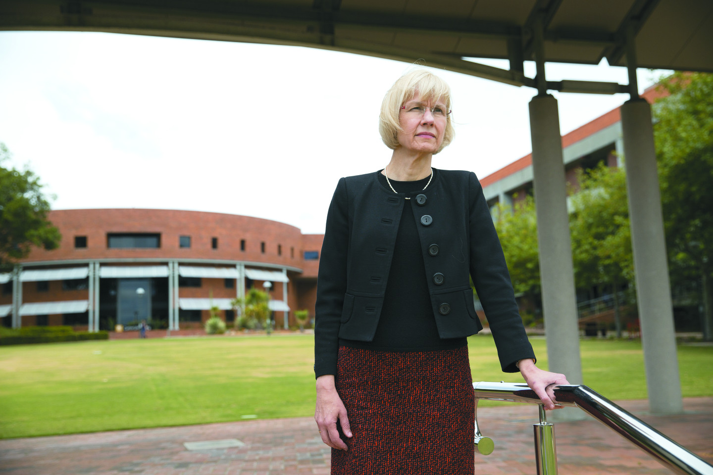 Universities prepare students for online move