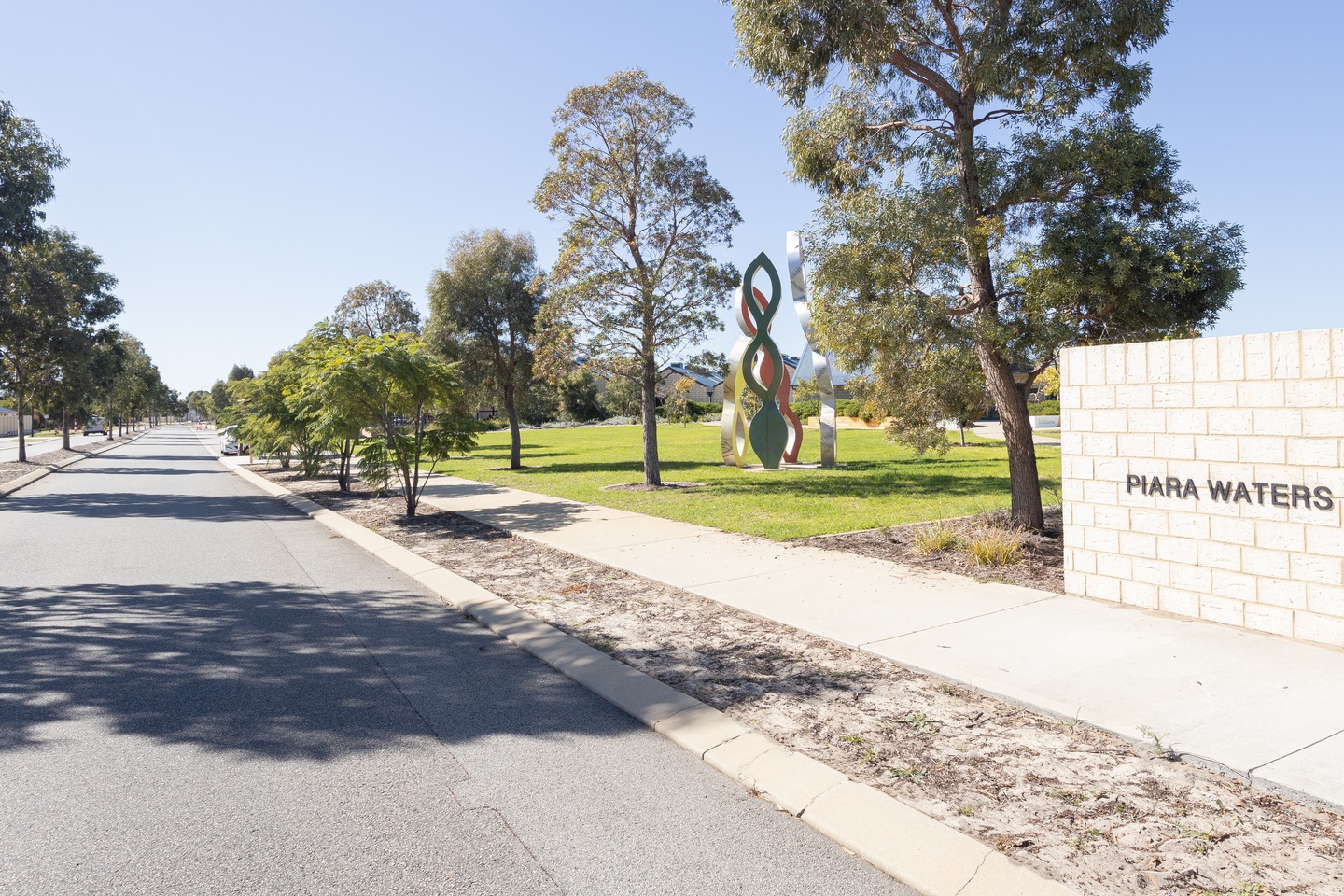 Caratti debts exceed $300m