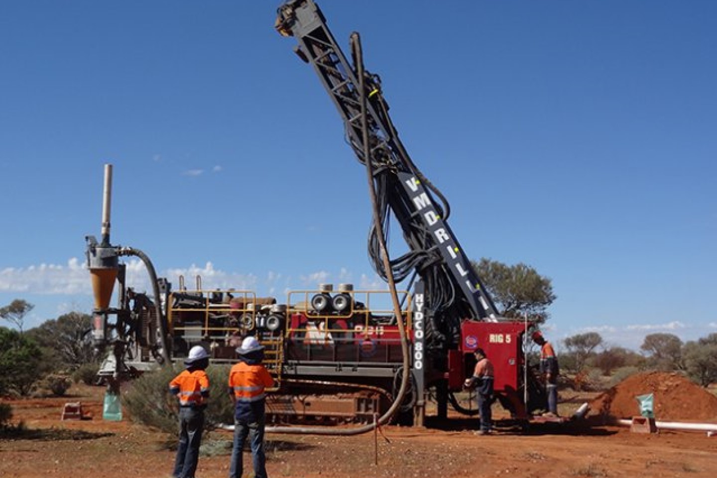 Regis in $10m gold buy