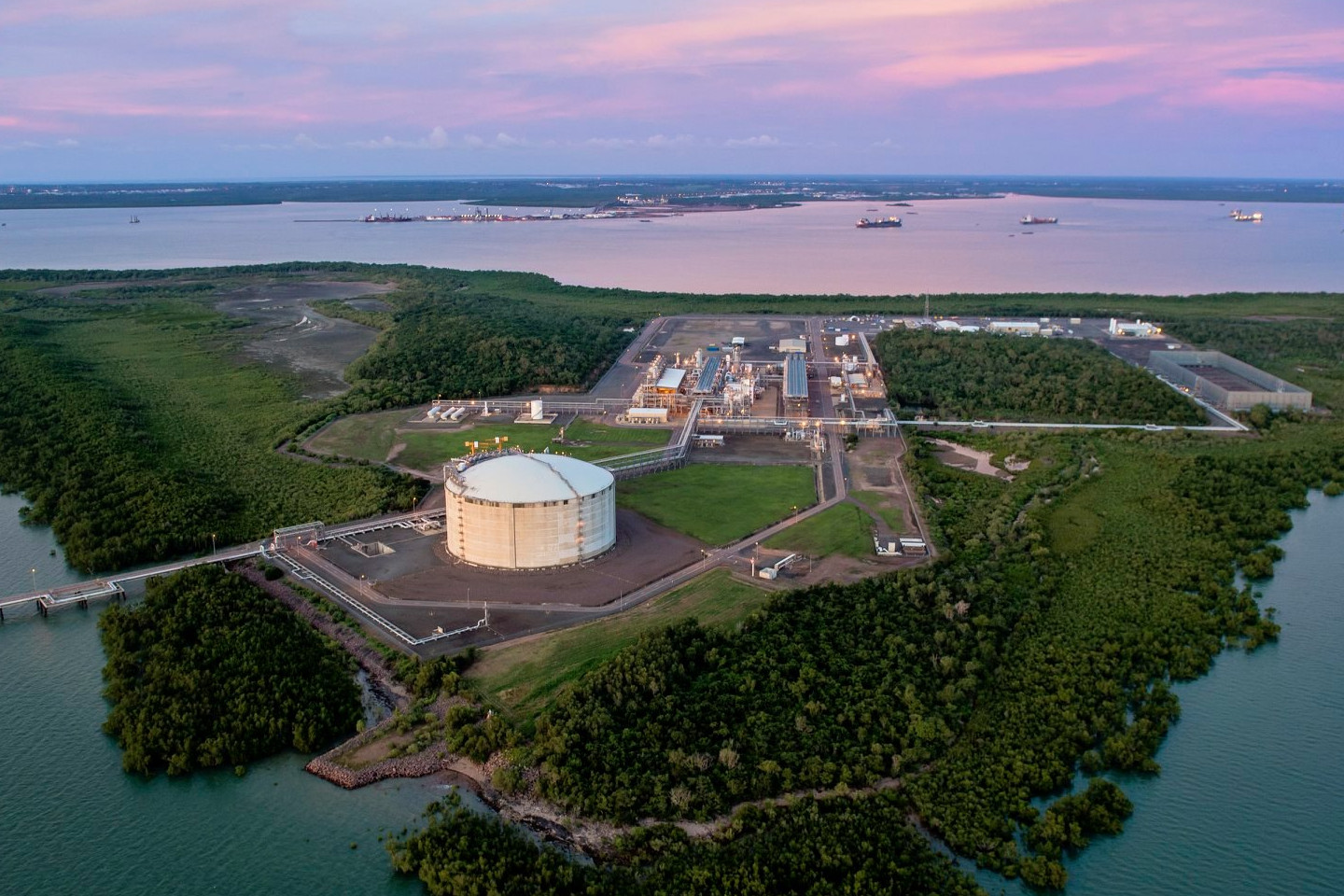 Santos approves Barossa project