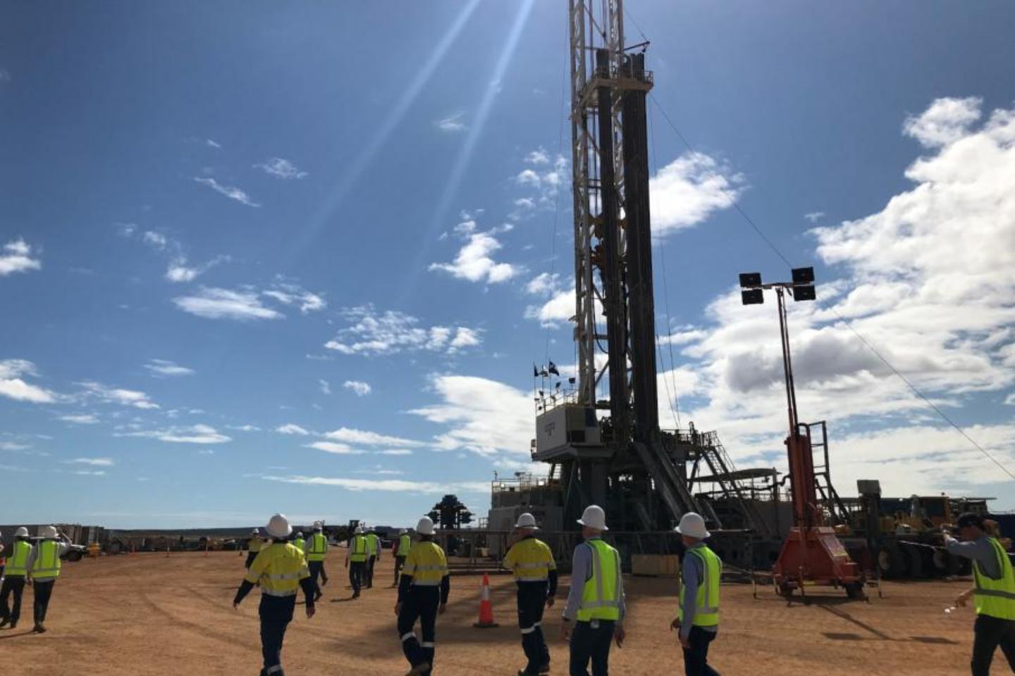 Warrego rallies amid Rinehart, Stokes standoff