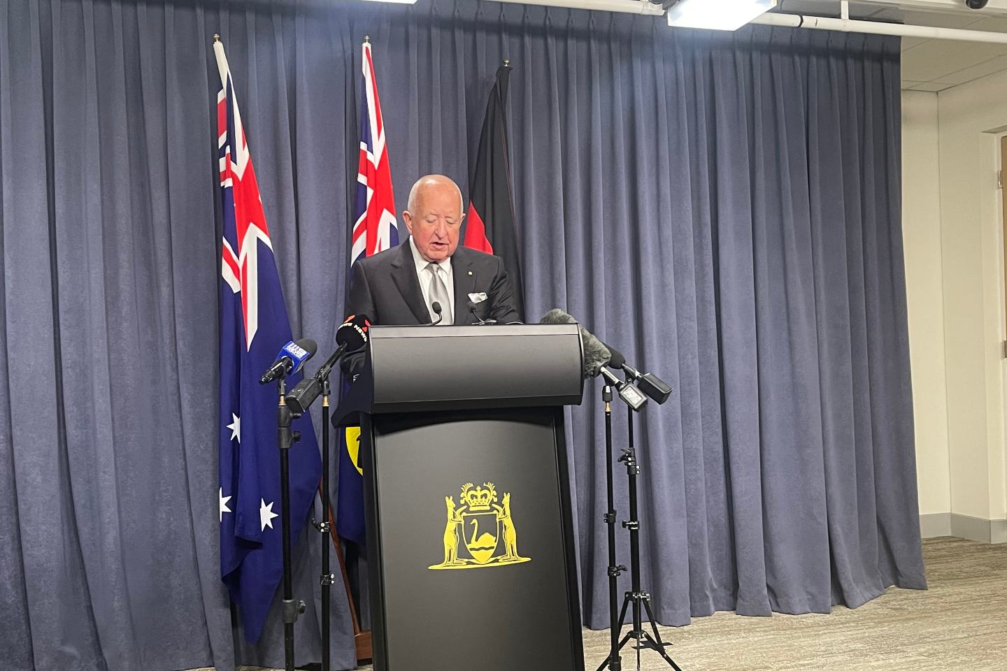 Walsh admits reputational damage to Perth Mint