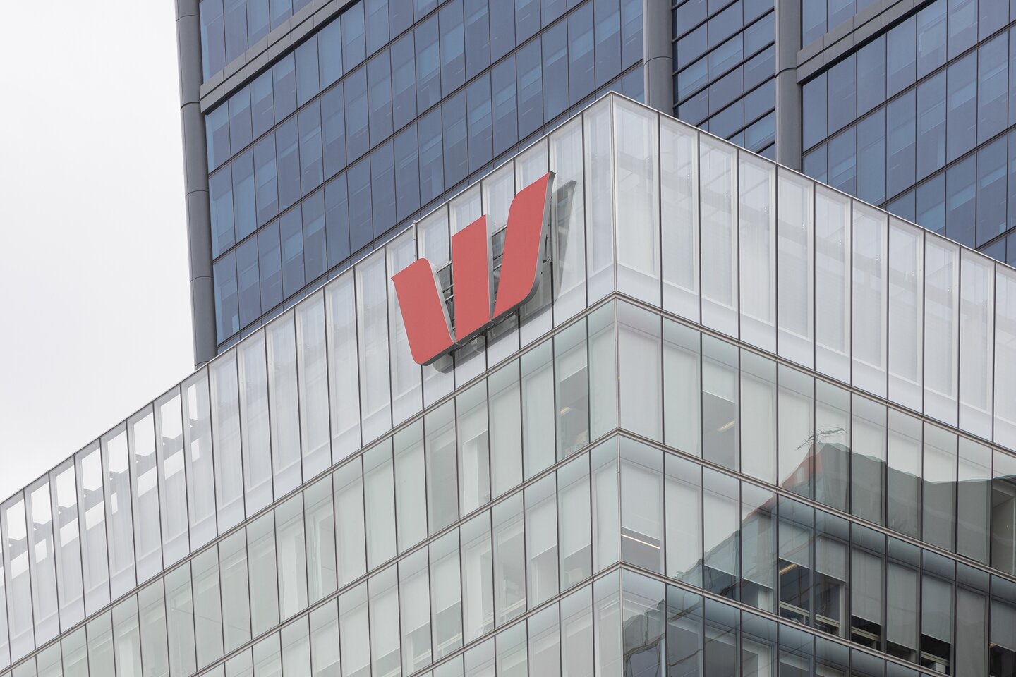 Westpac hikes dividend as half year profit surges