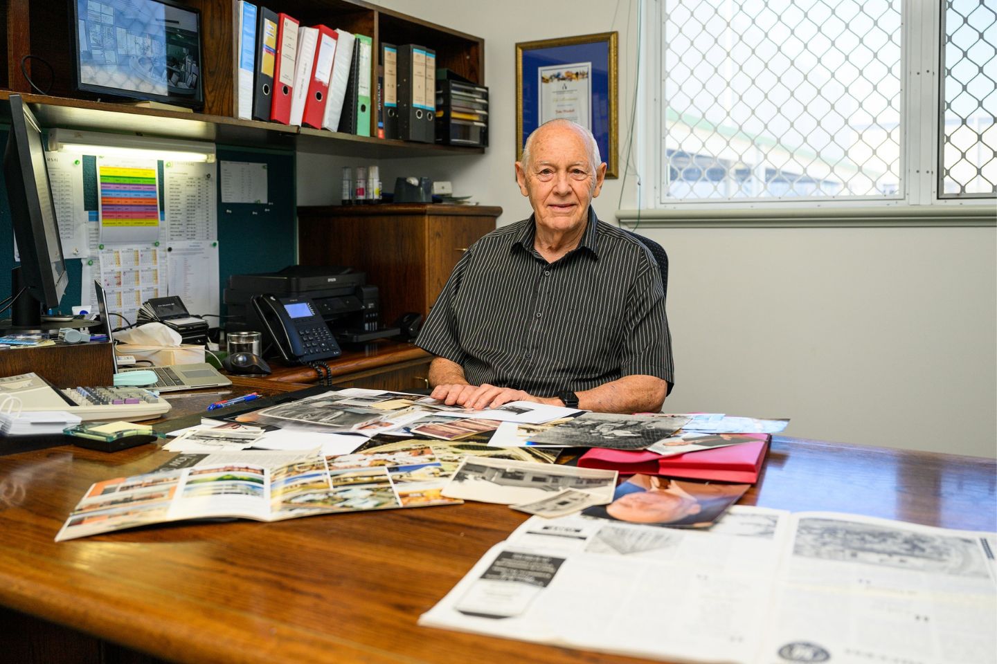 Universal approach endures