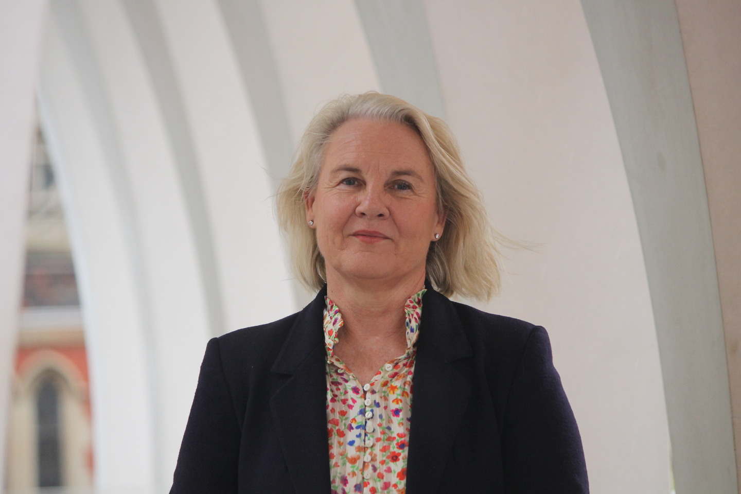 Ballet chair outlines vision