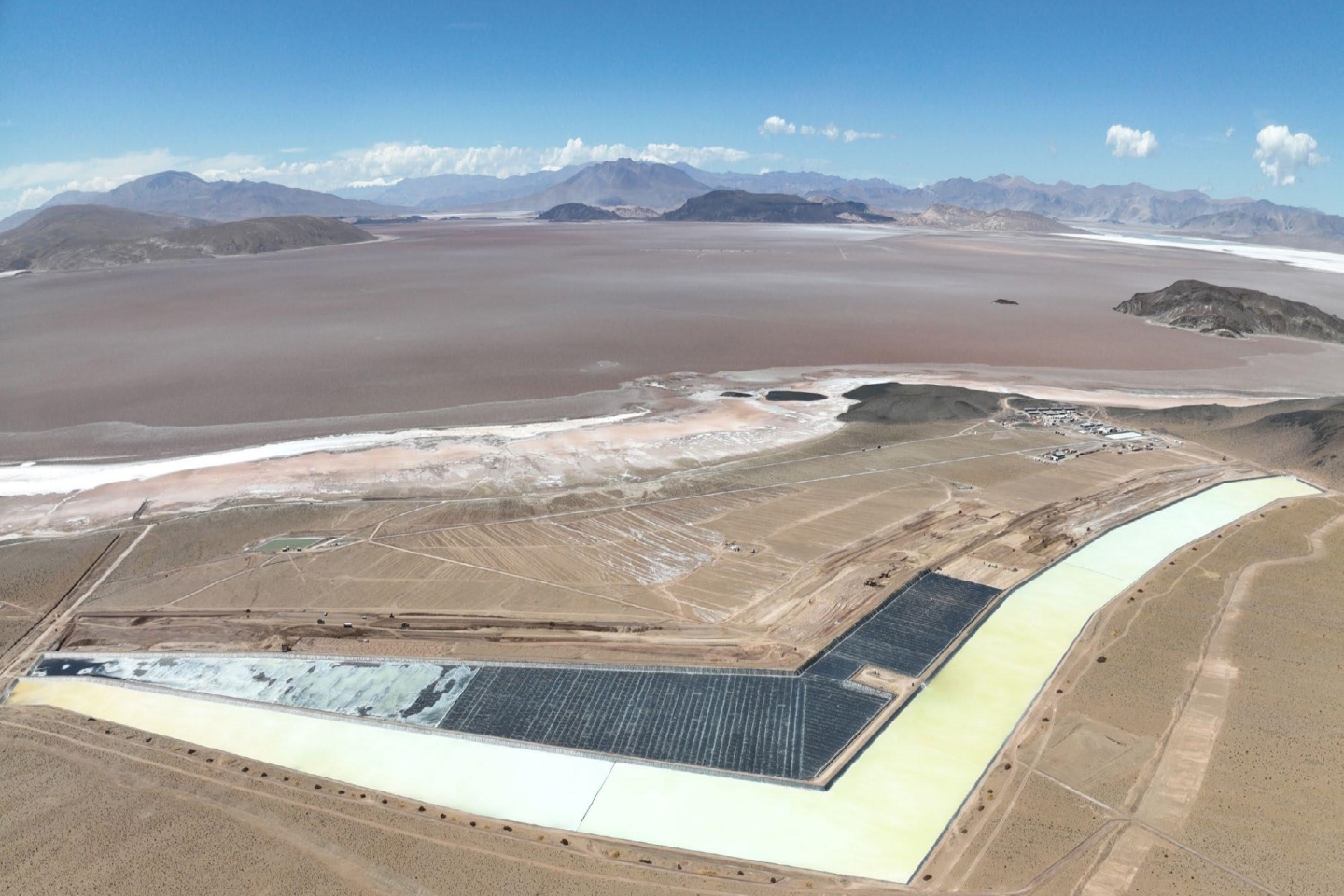 Galan splashes into second Argentine lithium pool