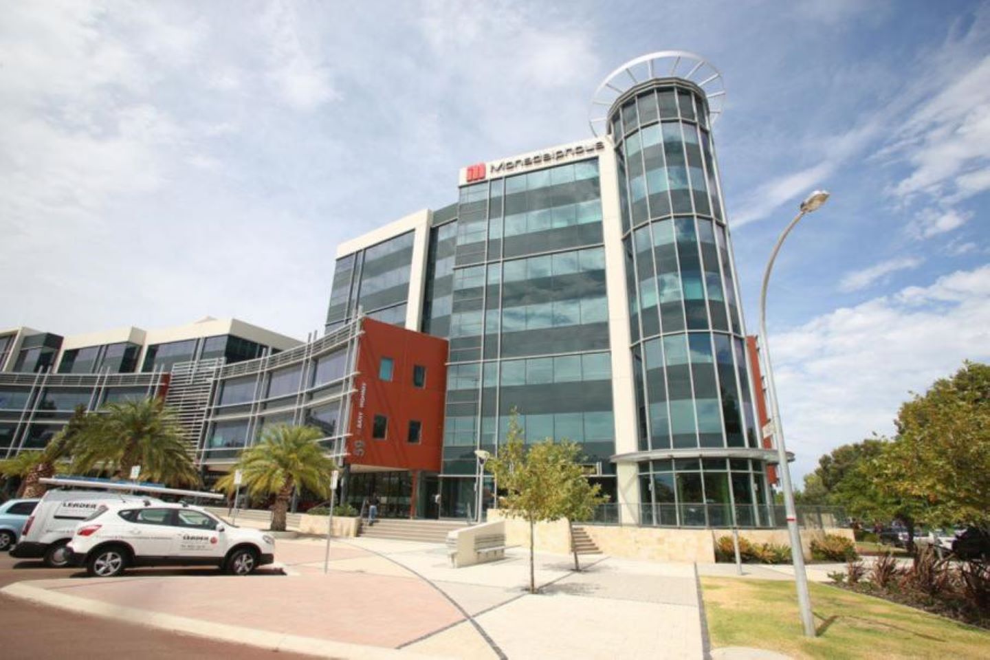 Monadelphous books $120m in contracts