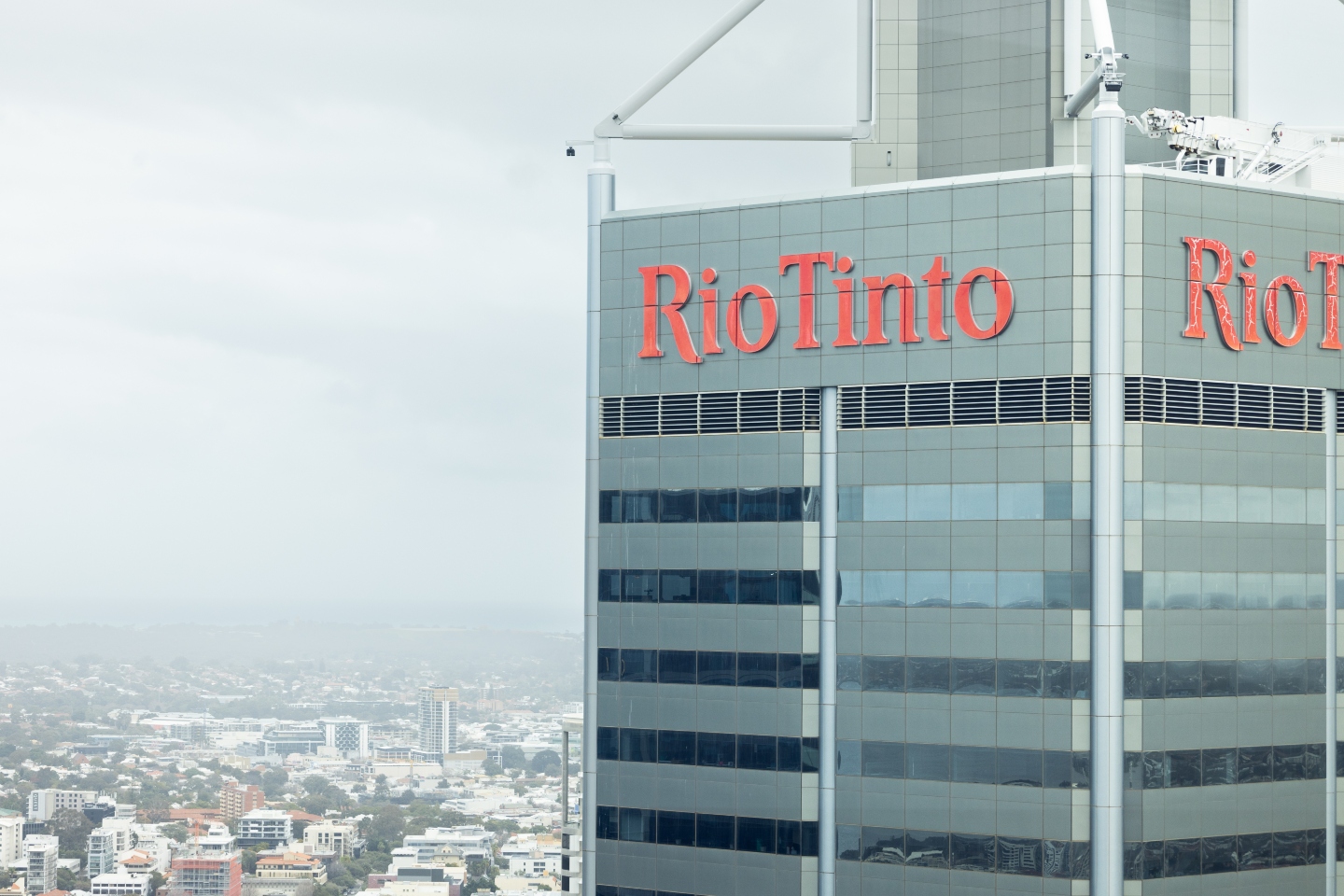 Rio Tinto, Glencore in early-stage merger talks: report