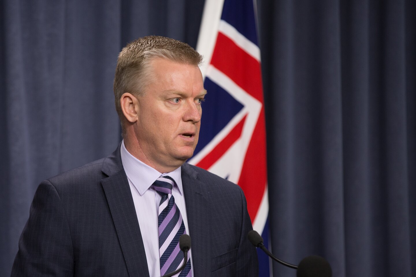 Dollar weakness boosts WA’s bottom line