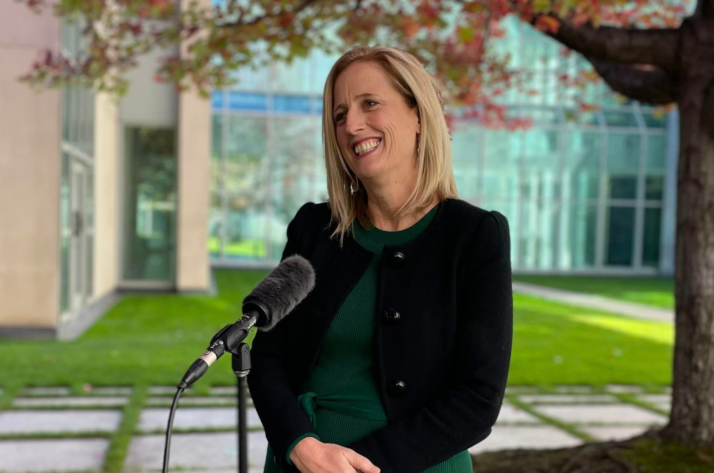 Pay gap down in public service