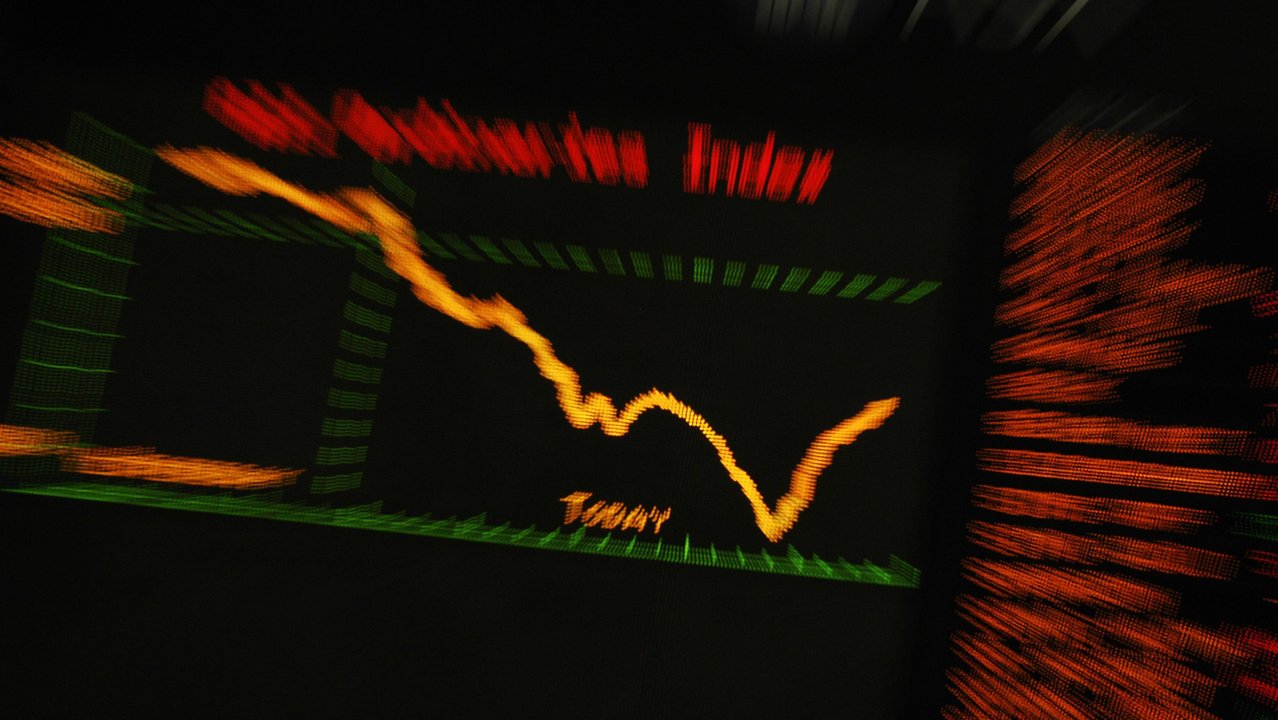 Trade war, recession fears wipe $110bn from markets